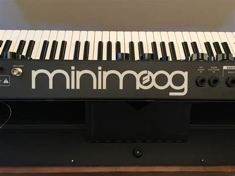 MATRIXSYNTH Moog MiniMoog Voyager XL W Custom Sized ATA Case