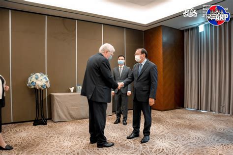 ឯកឧត្តម ឧបនាយករដ្ឋមន្ត្រី ប្រាក់ សុខុន អញ្ជើញជួប ឯកអគ្គរដ្ឋទូតមួយចំនួន