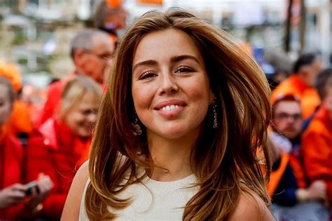 La Felicidad De Guillermo Y Máxima De Países Bajos Celebrando El Día