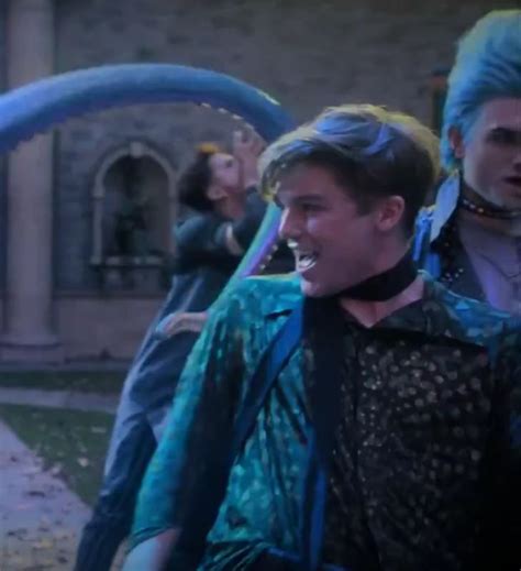 Pin By Erika Maya Liendro On Morgie Le Fay D4 Descendants Cast