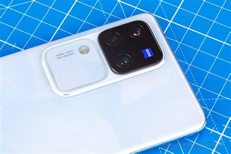 Vivo V30 Pro Review Design Build Quality Handling