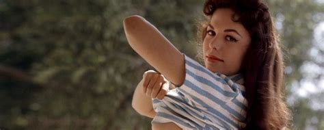 Tonya Crews Model Profile