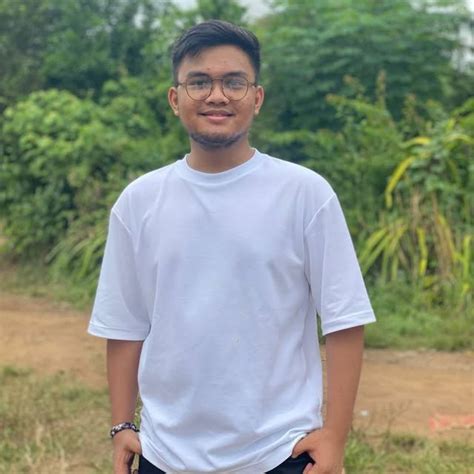 Josh Voltaire Ancheta (@joshvoltaire) • Threads, Say more