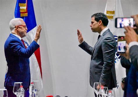 Renuncia De Aybar Crisis Y Abuso De Poder En Cultura