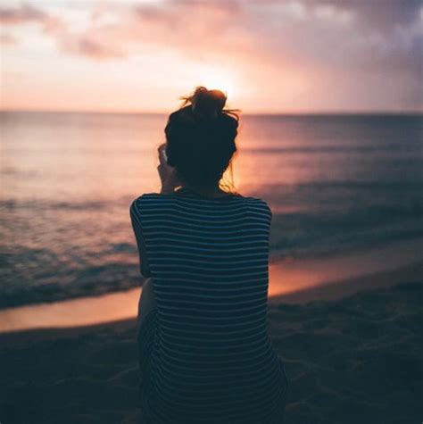 جدیدترین عکس پروفایل غمگین دخترانه 2025 انتخاب بهترینها 😍