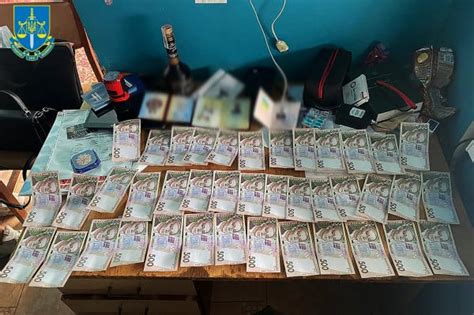 Хабар у 20 тисяч гривень на Дніпропетровщині судитимуть військового медика Перший Криворізький