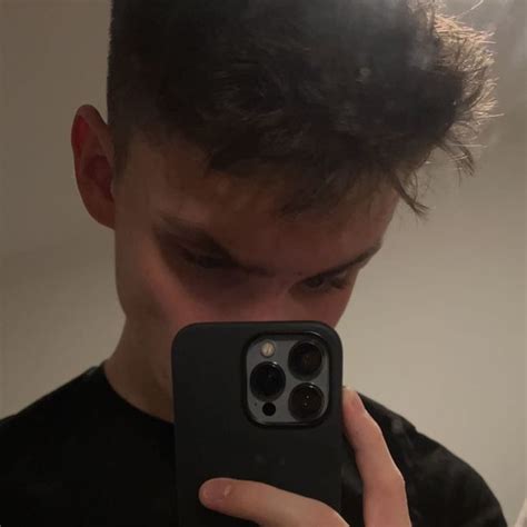 kai mahoney threads say more