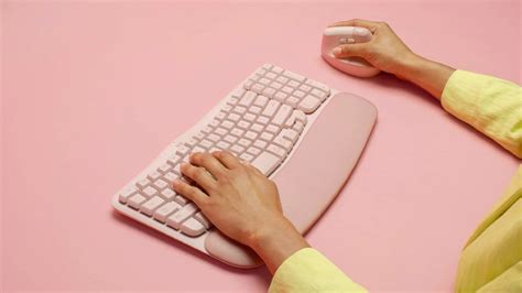 Logitech Nab Z Ergonomick Kl Vesnice Wave Keys A Wave Keys For Business It Revue