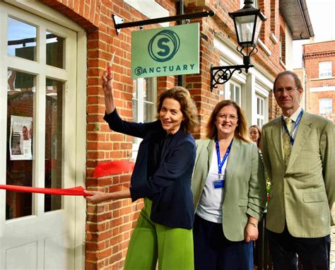 Pam Cox Mp Officially Opens Mid And North East Essex Minds Sanctuary