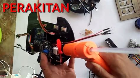 HACKING ROBOT PEMADAM API FIRE FIGHTER ROBOT Hacking Arduino Project