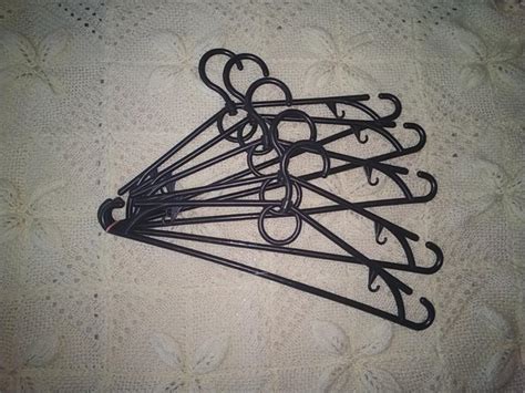 Вішаки тремпеля плечики — цена 6 грн в каталоге Вешалки Купить товары для дома и быта по