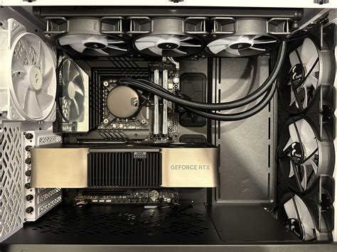 4090 Fe Looks Gorgeous In My Fractal Meshify 2 R Pcmasterrace