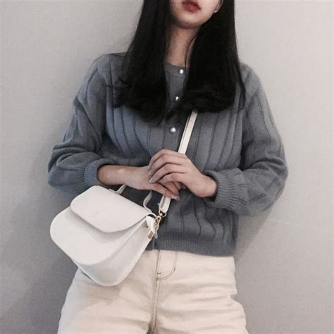 Fashion Dailylook Ootd 패션 데일리룩 오오티디 옷 가디건 가방 크로스백【2024】