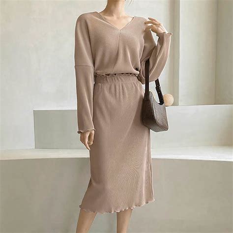 지꿈 🔸물결골지 플리츠 Set 꾸안꾸 스타일로 편하게 입기 좋은 플리츠 투피스 세트입니다