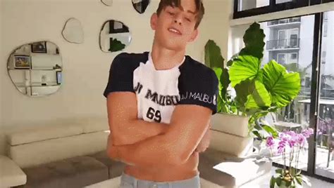 Who Is Muscle Twink Reno Gold Jj Malibu