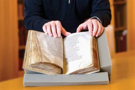 Stanford Creative Writing Program Revitalizes Its Vision Amid Growing Demand Stanford Report