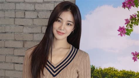 8 Fakta Han Ji Eun Di Drama When The Stars Gossip