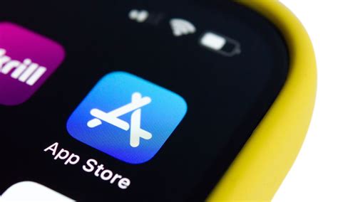 apple finally set to allow sideloading on ios 17 but there s a catch