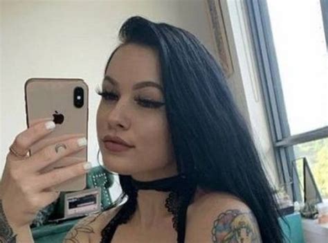 Selfie Girls 45 Pics Selfie Girls 45 Pics