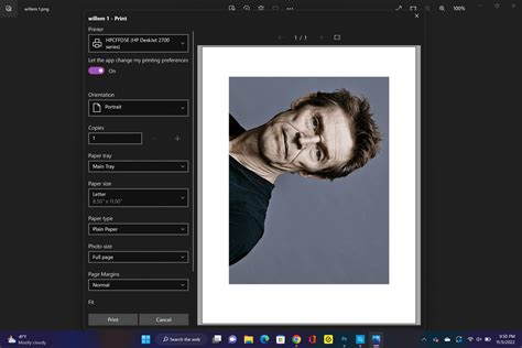 i m trying to print an image but it isn t filling the whole page what
