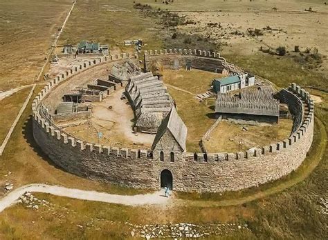 კახა ეკეტორპის ფორტი რომელიც მდებარეობს კუნძულ ოლანდიზე შვედეთის