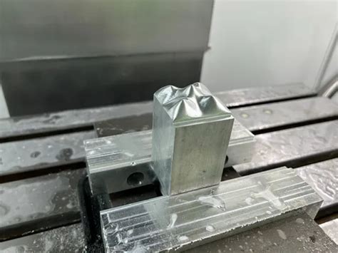 Gsk Fanuc Control Vmc 850 Vertical Machining Center Cnc Milling Machine