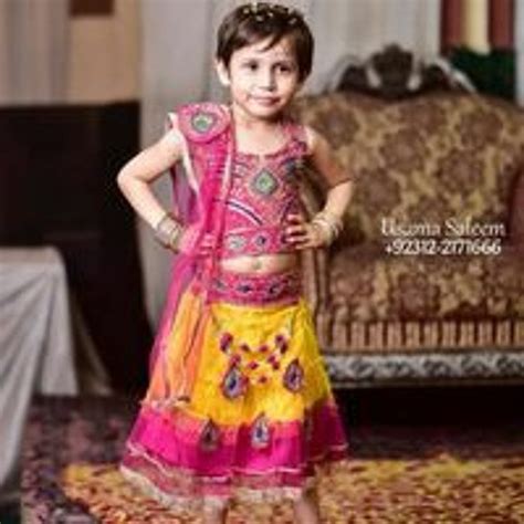 Stream Moniza Fareed Music Listen To Songs Albums Playlists For Free On Soundcloud