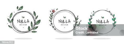 흰색 배경에 6 원 귀여운 손으로 그린 프레임세트 나뭇잎과 꽃장식 장식 윤곽 화환을 손으로 그린 낙서 벡터 그림입니다 원 프레임 프레임에 대한 스톡 벡터 아트 및 기타