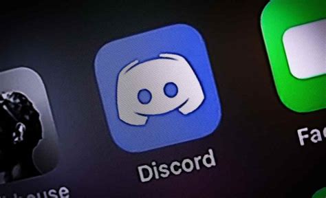 how to react on discord mobile with emojis webaudience