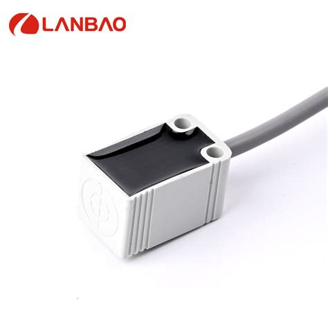 Cost Effective Plastic Square Shape 5mm Inductive Proximity Sensor Ce Square Inductive Sensor