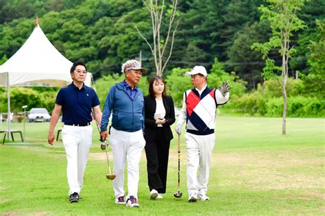 모두가 즐기는 화천 파크골프파크골프 발상지 일본서 화제