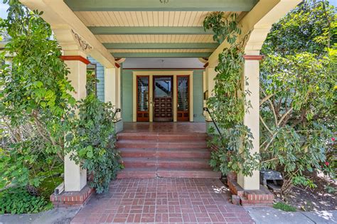 201 Orange Grove Ave South Pasadena Ca 91030 The Bissell House