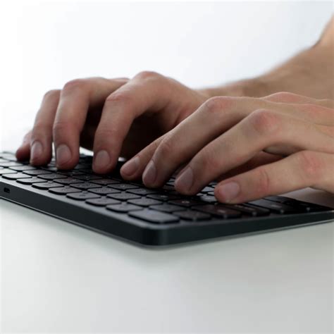 Ergoapt Compact Wireless Keyboard Seated