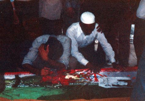 تصاویر تشییع پیکر شهید محمد‌رضا داود‌آبادی‌فراهانی