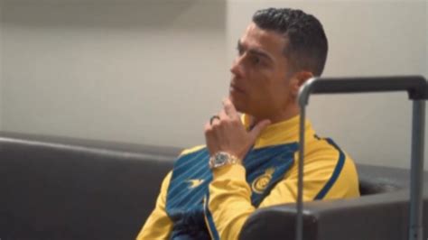 Ronaldo Pakai Jam Tangan Rolex Terbuat Dari Batu Rubi Dan Safir Jelang Lawan Al Wehda Intip