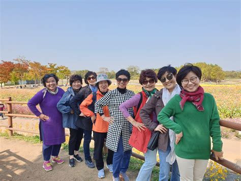 성모여행사 336차 순례단 로마 라테란 요한 대성당에서 미사 후 함께한 사진입니다 모든 교회의 어머니 성당 초대교황청 로마의 주교좌 성당인 이곳에서 예수님의 최후의