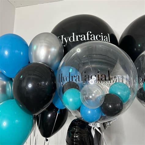 벌룬프로젝트 강남 업체행사에서 풍선의 부피감이 크지 않아도 브랜드 컬러와 로고로 한쪽 공간을