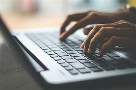 Cara Cek Keyboard Laptop Tips Memperbaiki Keyboard Laptop Anda