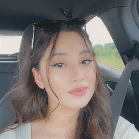 Miraya Garcia Leasing Specialist Entrata Linkedin