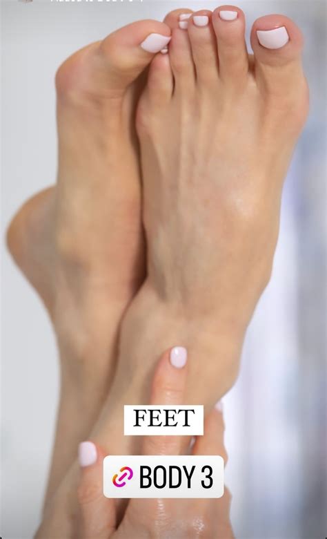 Anthea Turners Feet Anthea Turners Feet