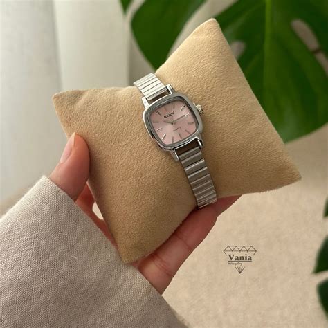 خرید ساعت مچی زنانهساعت دخترانه جدید