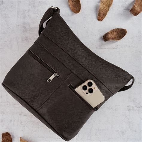 Paolo Peruzzi Dámská Kožená Kabelka Paul Peruzzi Z 53 Hnědá Glamicz