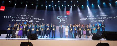 CMC được vinh danh Top công ty kinh doanh hiệu quả nhất Việt Nam