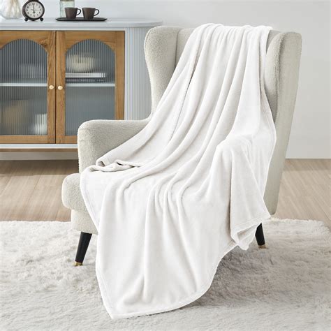 White Fleece Blanket
