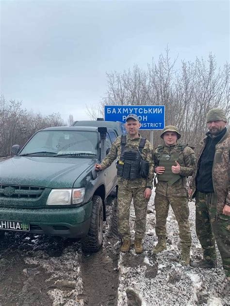 Боєць з Волині отримав від Залужного нагороду «Золотий Хрест Волиньpost