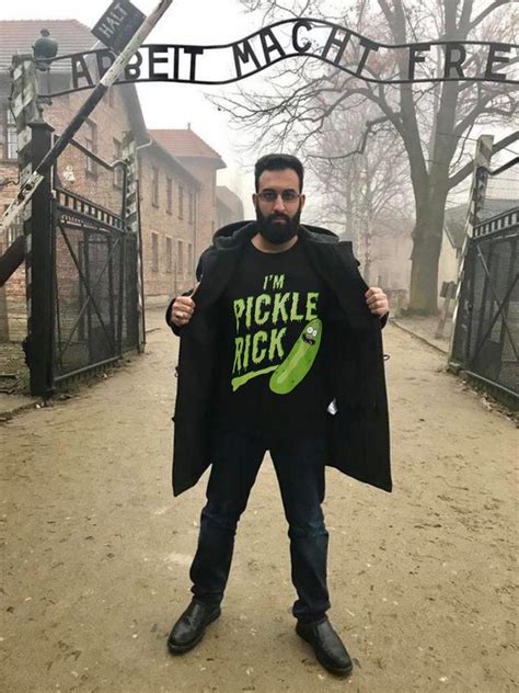 I TURNED MYSELF INTO A FASH MORTY Pickle Rick Know Your Meme