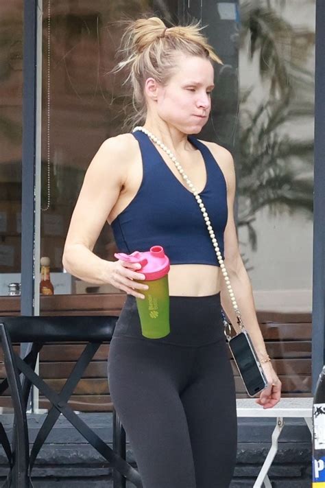 Kristen Bell Out In Los Feliz 03042024 • Celebmafia