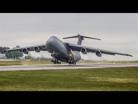 This Video Of A Huge C 5 Galaxy Performing A Screaming Short Take Off