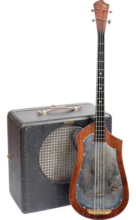 گیتار بیس چیست؟ مجله سازکالا