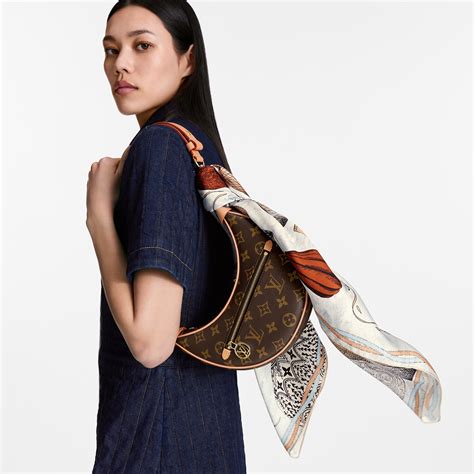 Up And Away Square 90 S00 Accessories Louis Vuitton